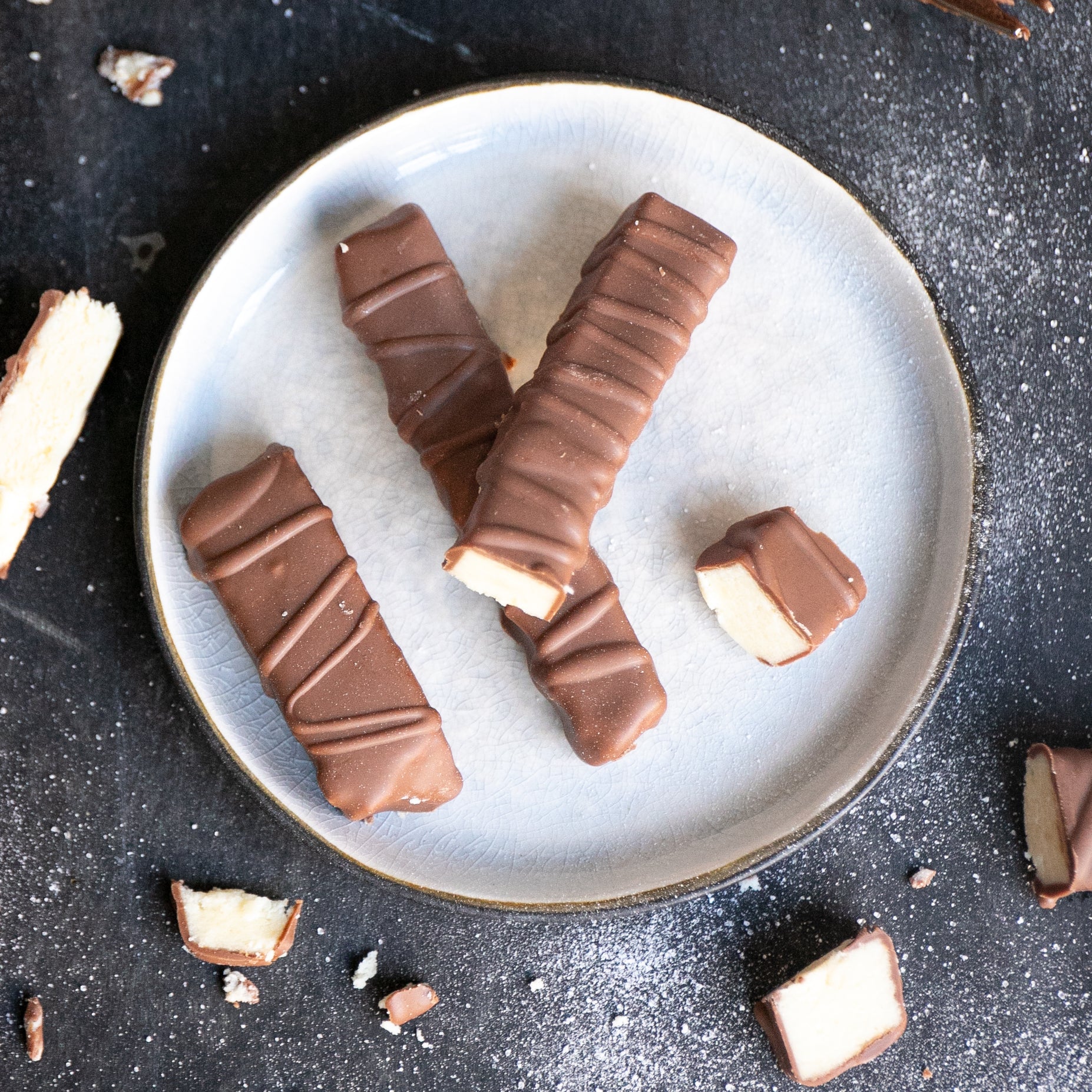 Low-Carb & Keto Milch-Schoko-Riegel | Simply Keto